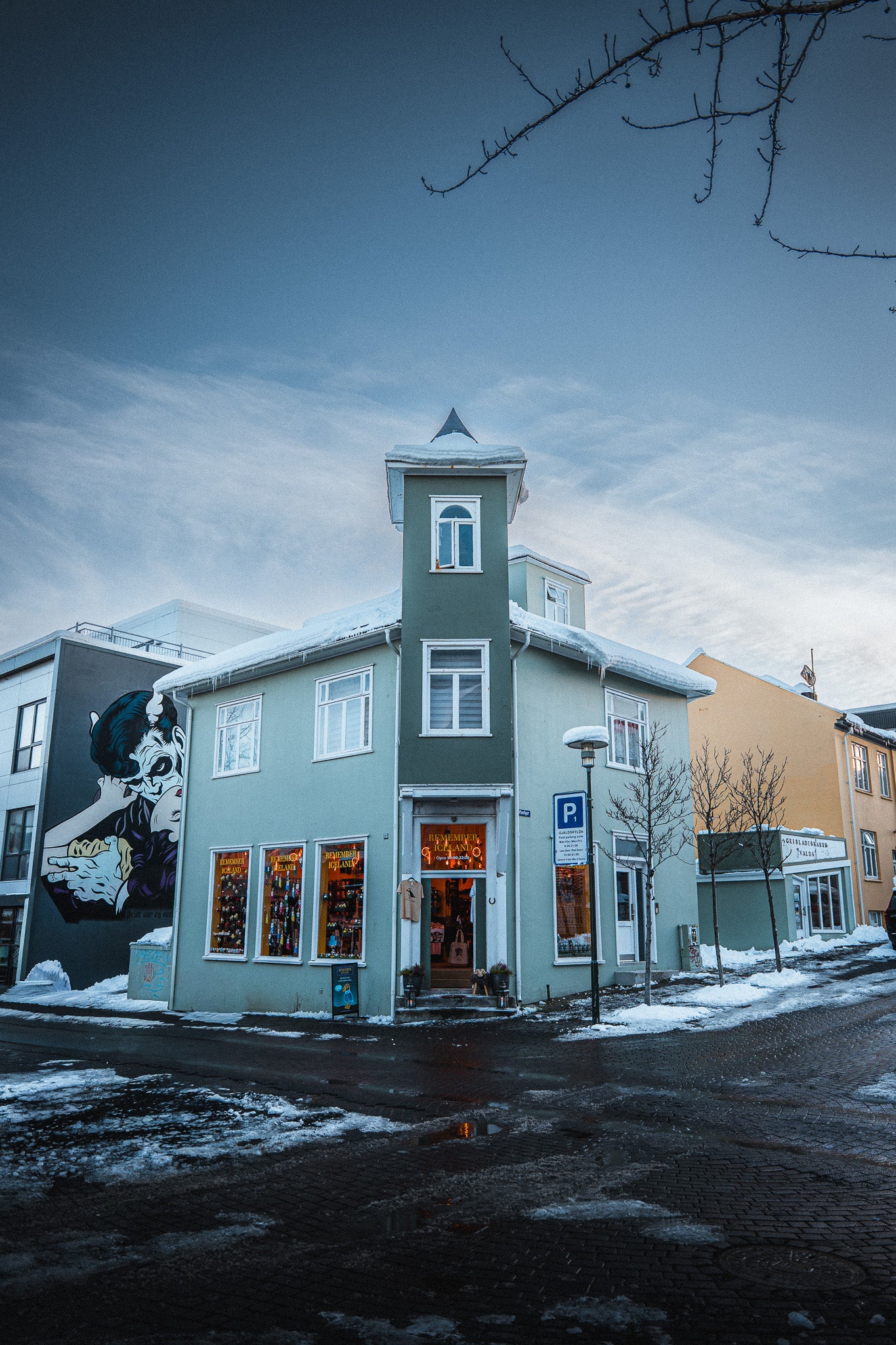 Remember Iceland – Unique Icelandic Gifts & Souvenirs